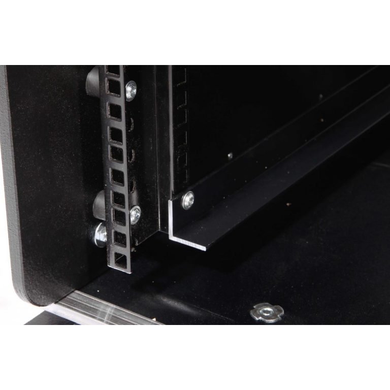 8HE Profi Shockmount Rack schwarz 737mm EBT auf Rollen | Megacase