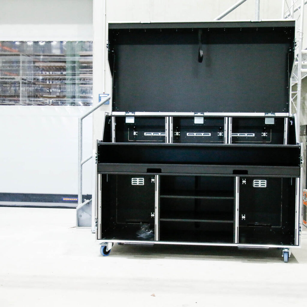 mobile Production Rack | Megacase