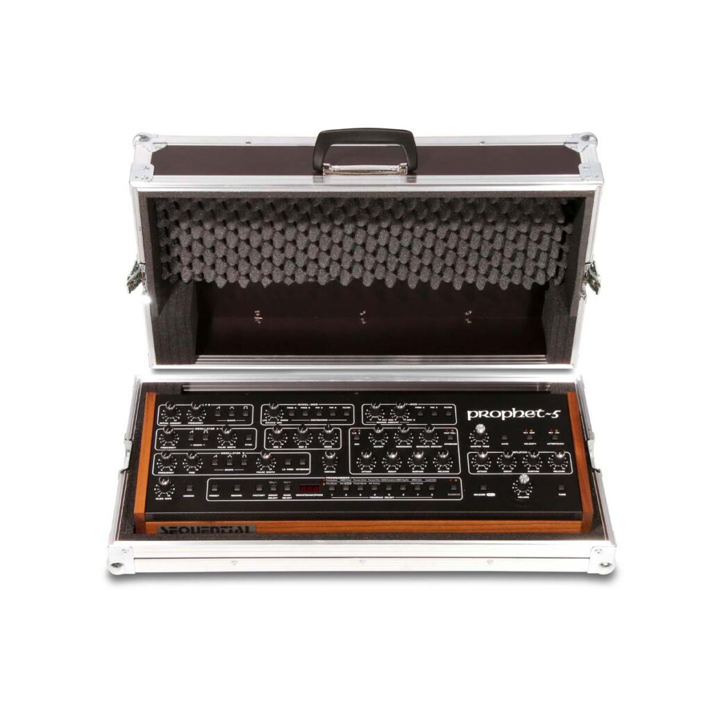 Flightcase DSI Sequential Prophet 5 Desktop Module + KK | Megacase